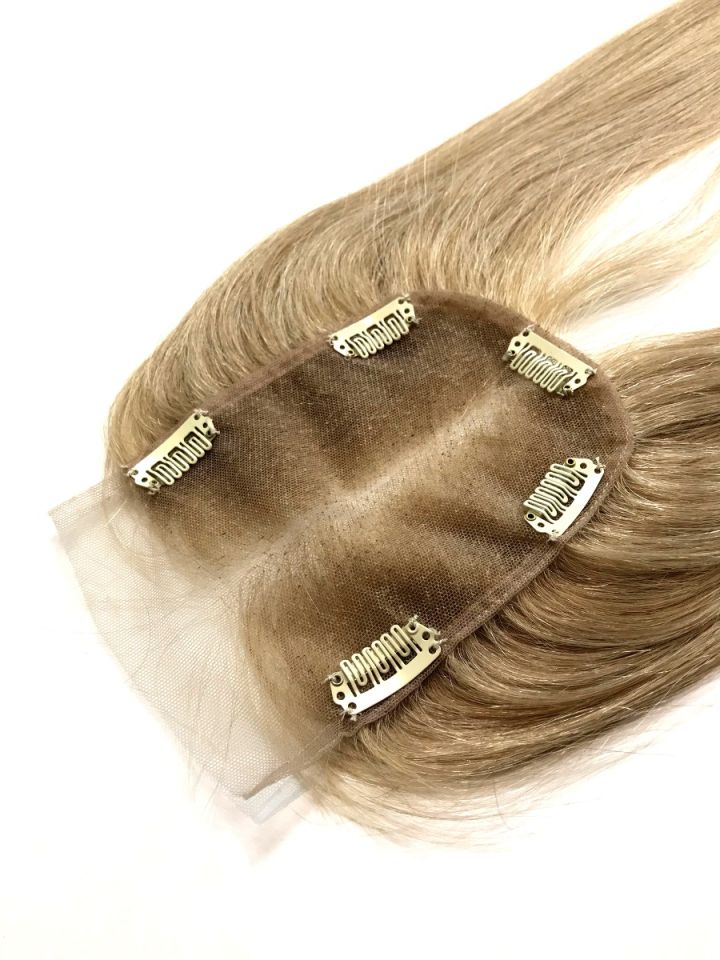 4X5 CROWN TOPPER (with clips) - MIDDLE PARTING - Crown Couture